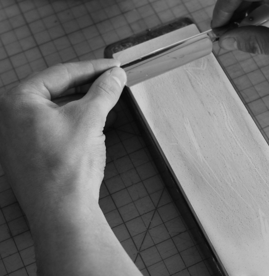 Using Straight Razors for Beginners | Cut Throat Club